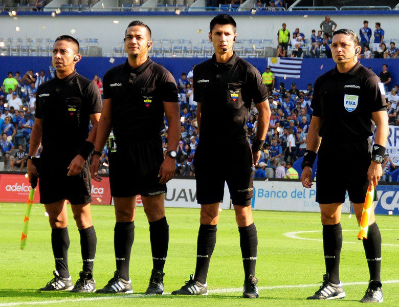 Luis Quiroz dirigirá el Liga vs. Barcelona por la fecha 5 de la Liga ...