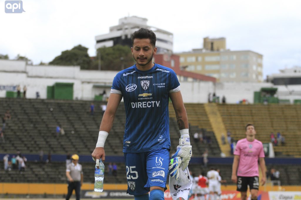 Oficial: Hamilton Piedra, nuevo refuerzo del Manta F.C. – El blog de mi ...