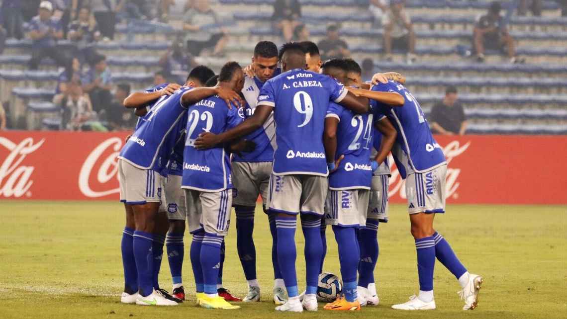 Emelec se mueve, el club pagó y ya puede inscribir jugadores – El blog ...