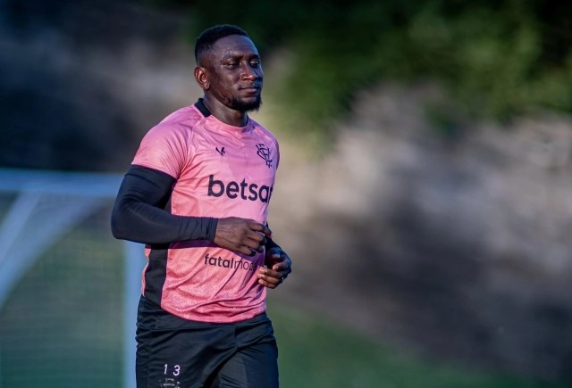 Erick Castillo vio sus primeros minutos con EV Vitoria con motivo del ...