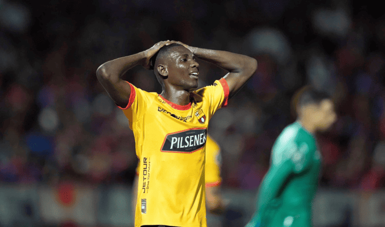 Reportan que Janner Corozo viajó a México y podría ser prestado al Club ...