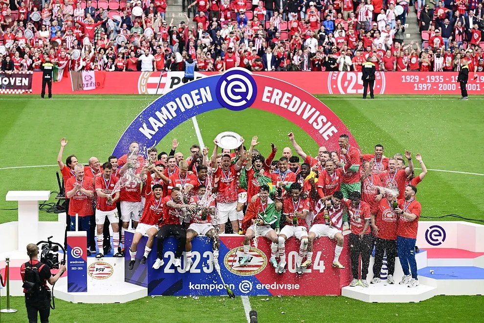 PSV Eindhoven se proclama campeón de Países Bajos por 25ª vez – El blog ...