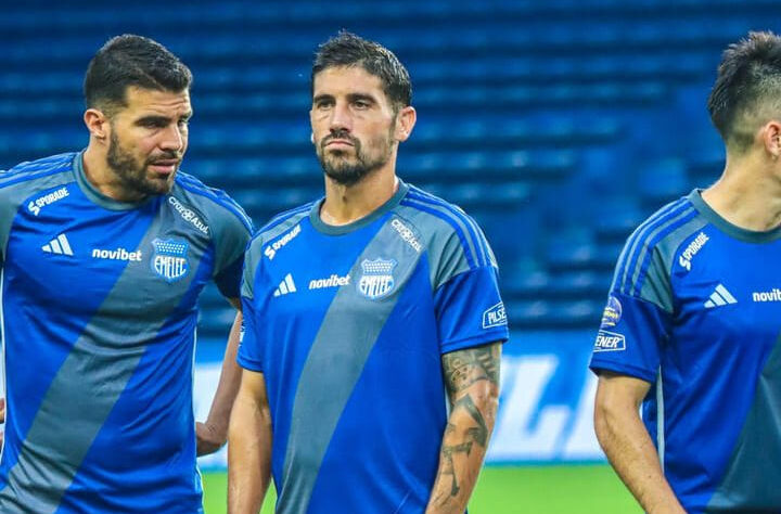 Cristian Erbes rechazó renovar con Emelec y jugará en la segunda de ...