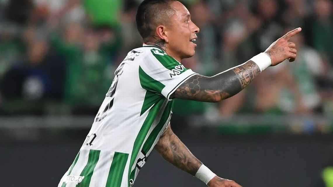 Cristian Ramírez lo hizo otra vez y levanta un nuevo título con ...