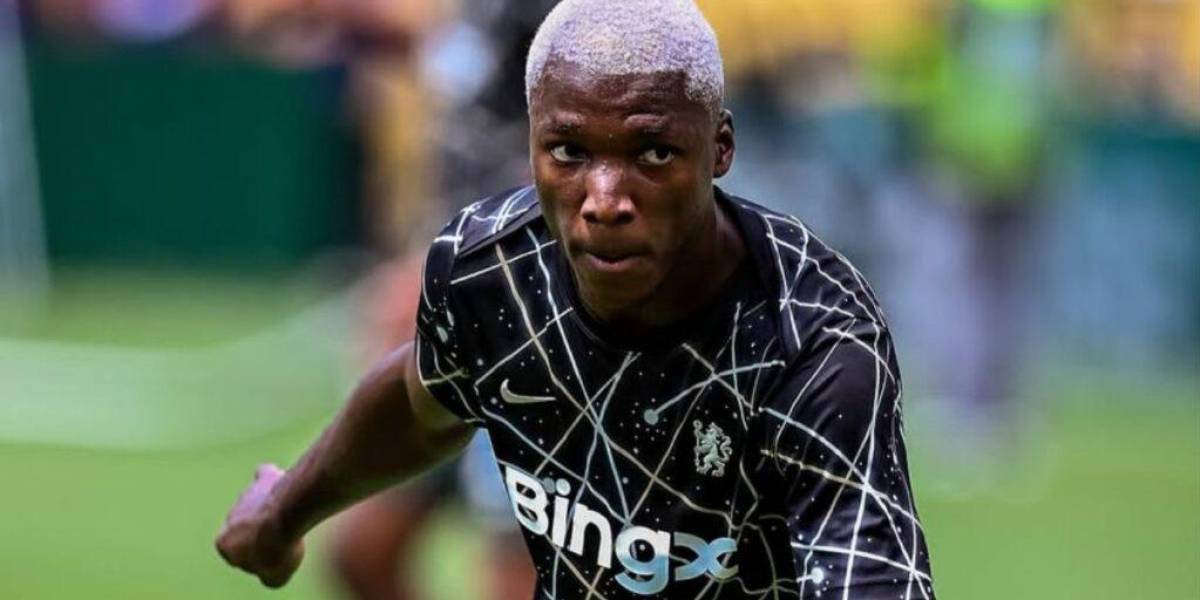 Moisés Caicedo jugó un partido de Foot Table contra Michael Jackson ...