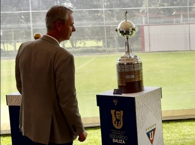 El Presidente de LDU revela que fue lo primero que pidió Tiago Nunes ...
