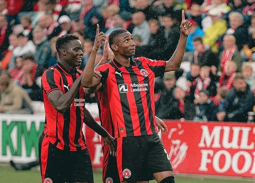 Denil Castillo se destapa con un gol y asistencia que hizo delirar a ...