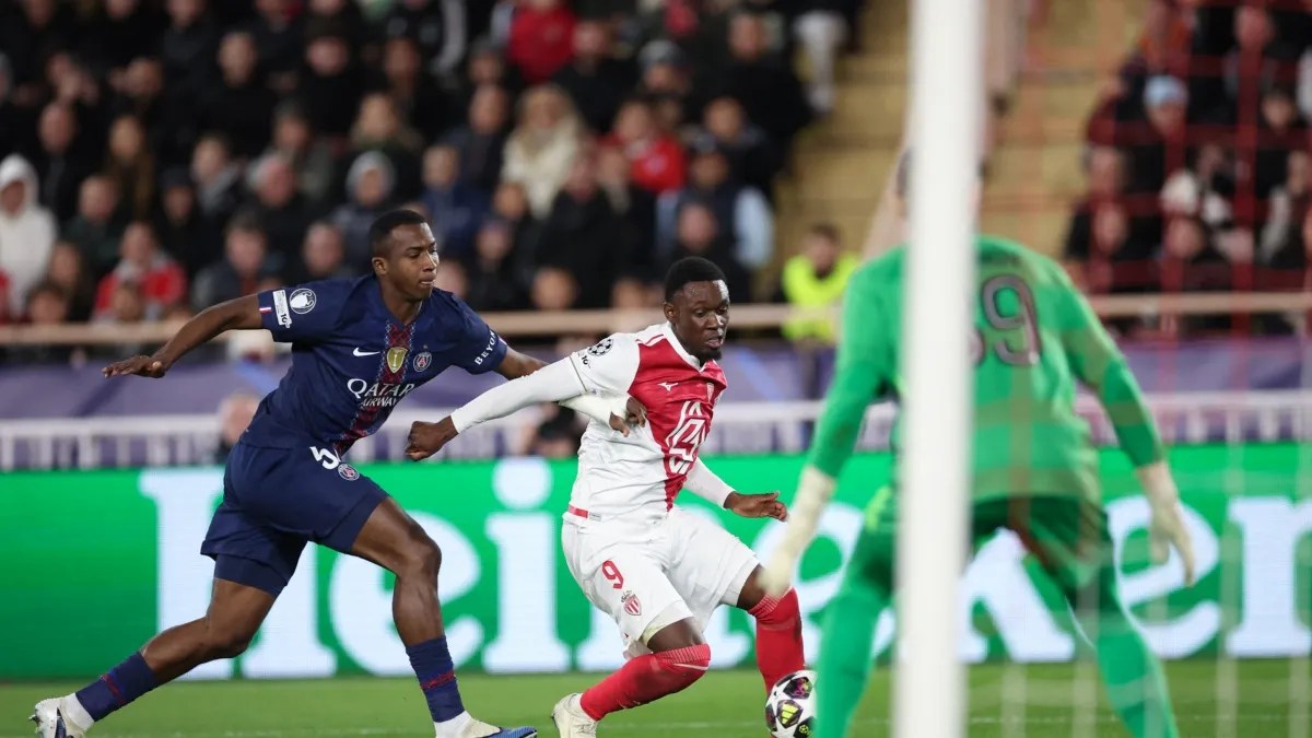El PSG con Pacho clasifica a los octavos de final de la Champions ...